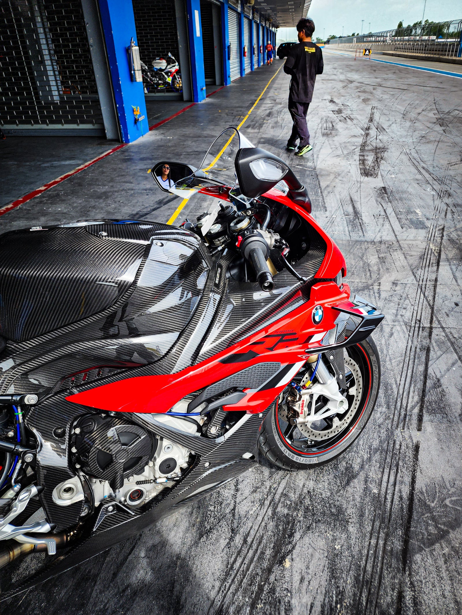 RPM-Carbon | High Quality Carbon Fiber for Motorcycles