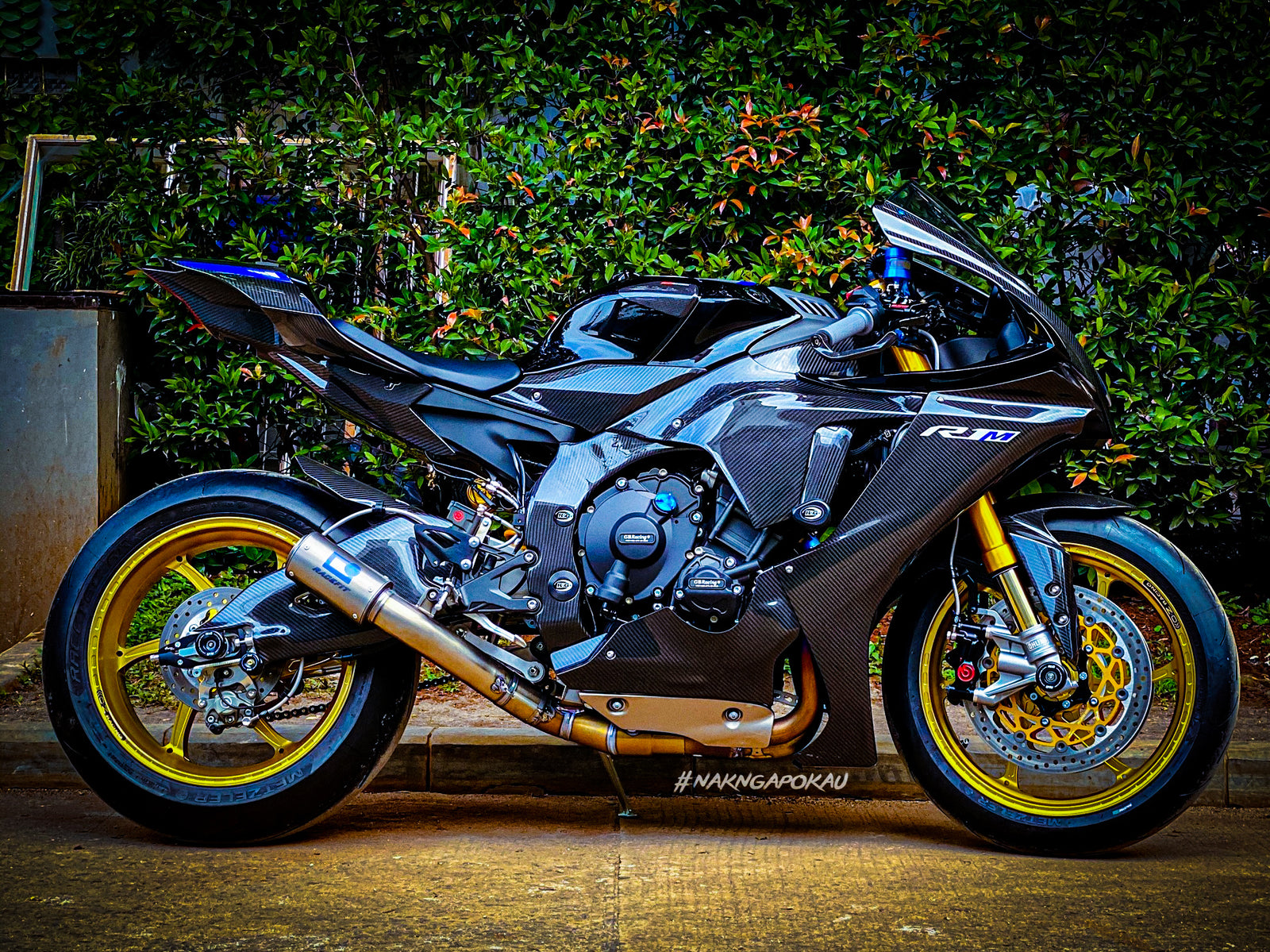 Yamaha R1 R1M 2020+ Carbon Fiber Upper Side Panels Fairings